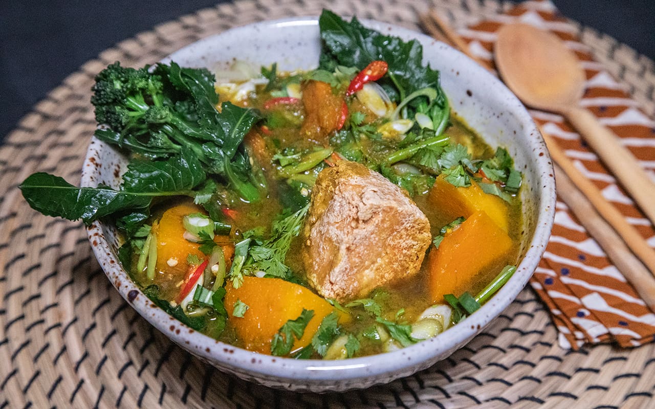 Sour Spring Laksa - Dig Delve – An online magazine about gardens, landscape, growing & making ...